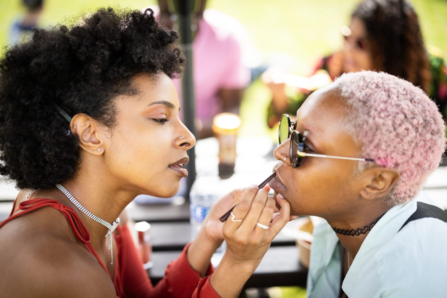 Get easy freckles in seconds with broccoli - KOSI 101.1