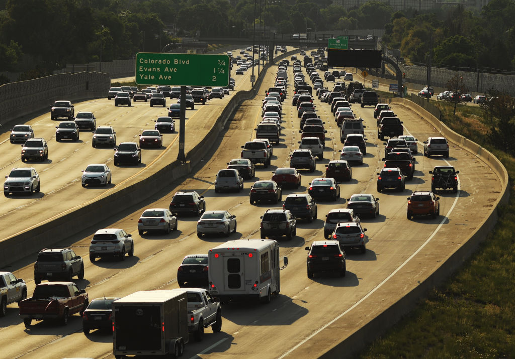 Here's how to avoid the worst traffic this weekend - KOSI 101.1